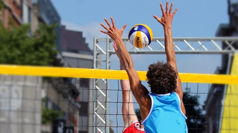 Los diferentes tipos de deportes con pelota que existen - Sportrun